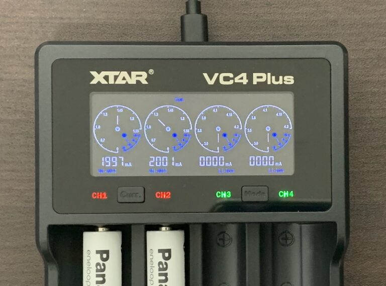 XTARの多機能バッテリーチャージャー「VC4 Plus」の使い方とレビュー｜エネループなど様々な充電池に対応 | いわっちろぐ